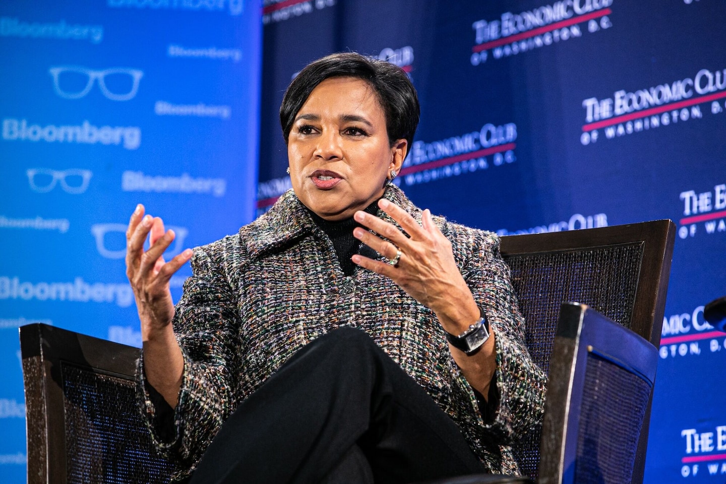 Walgreens CEO’s Exit Highlights Isolation of Black Female Leaders ...